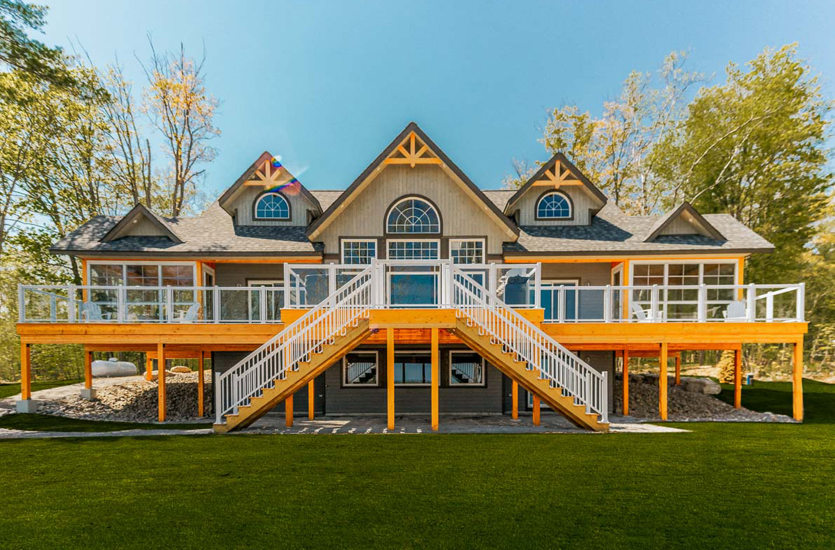 ANTLER TRAIL 2 CUSTOM CEDAR HOMES POST & BEAM DESIGN - Cedar Designs